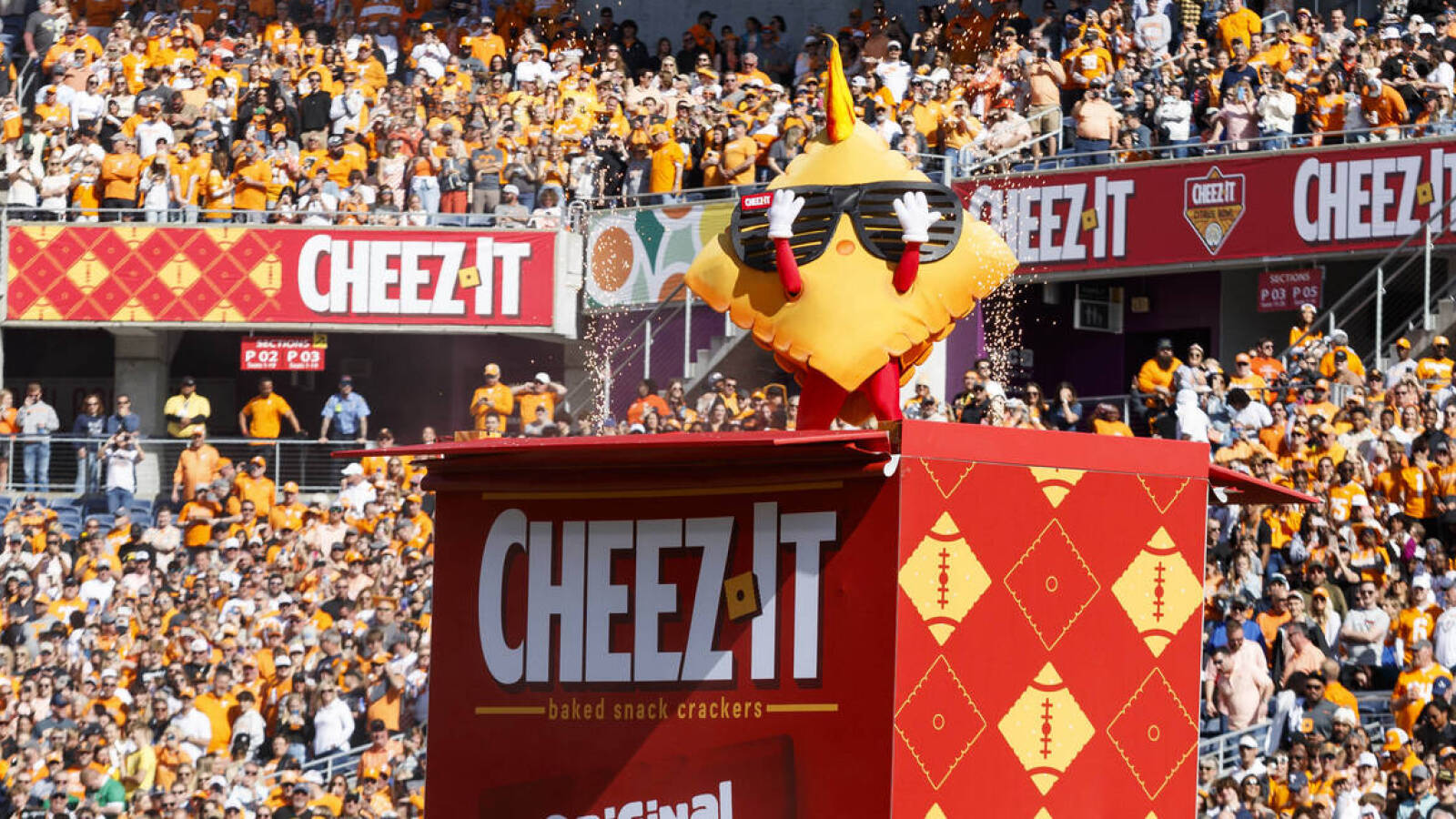 Cheez-It-themed hot tub from Citrus Bowl is being auctioned off ...