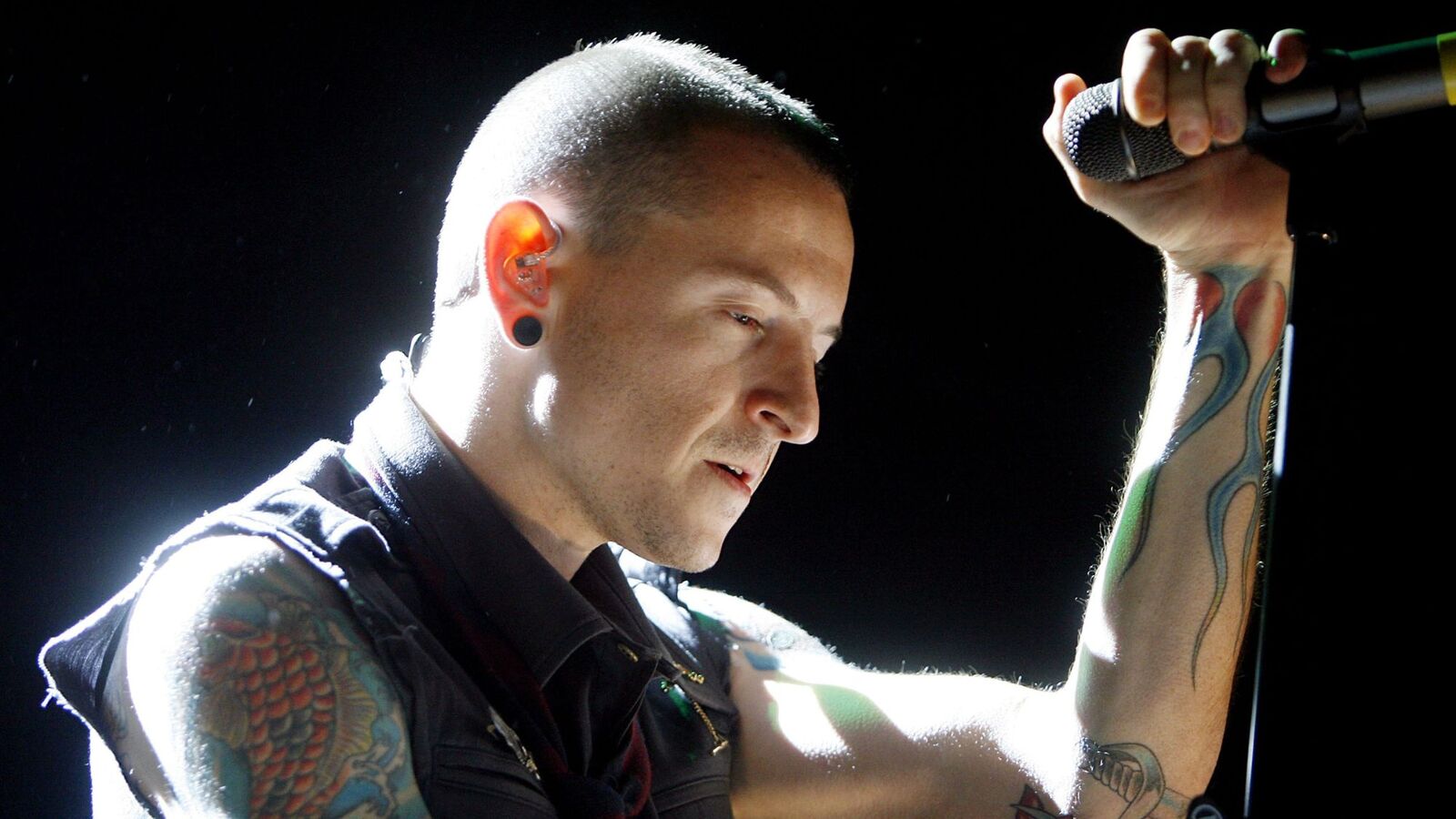 Linkin Park's Chester Bennington's Final Days Before His Suicide ...