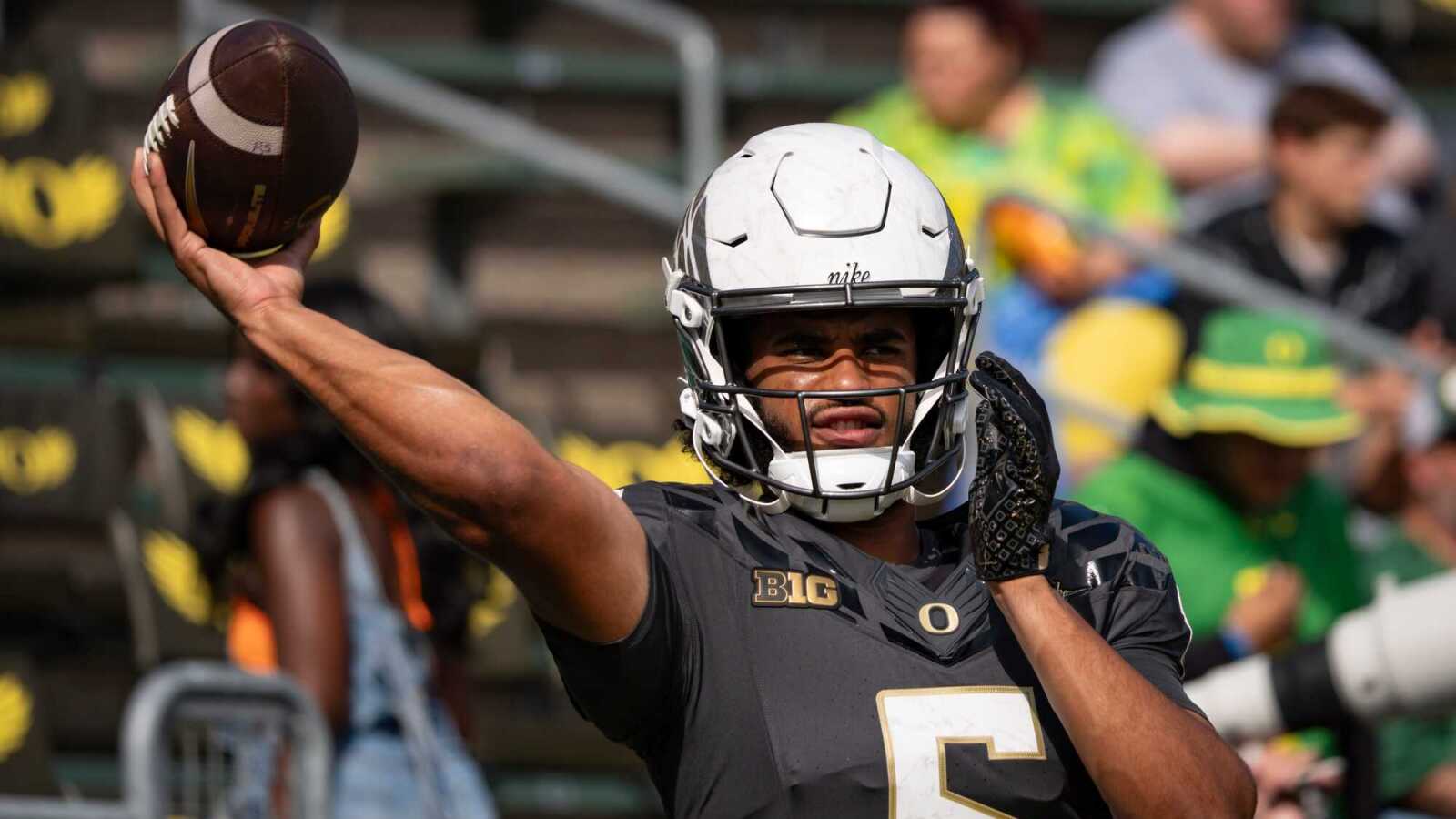 Oregon’s Dante Moore Successor Begs for Financial Help in a Desperate ...