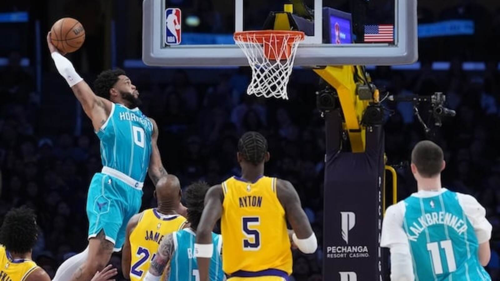 Lakers Defense Struggles In Blowout Loss To Hornets | Yardbarker