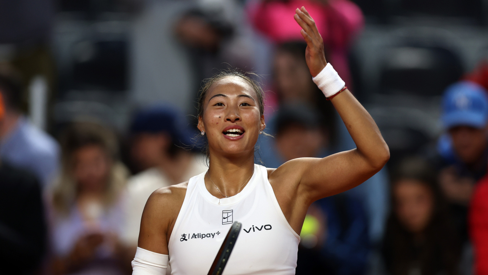 Consistent Zheng Qinwen continues impressive form, downs Bianca ...
