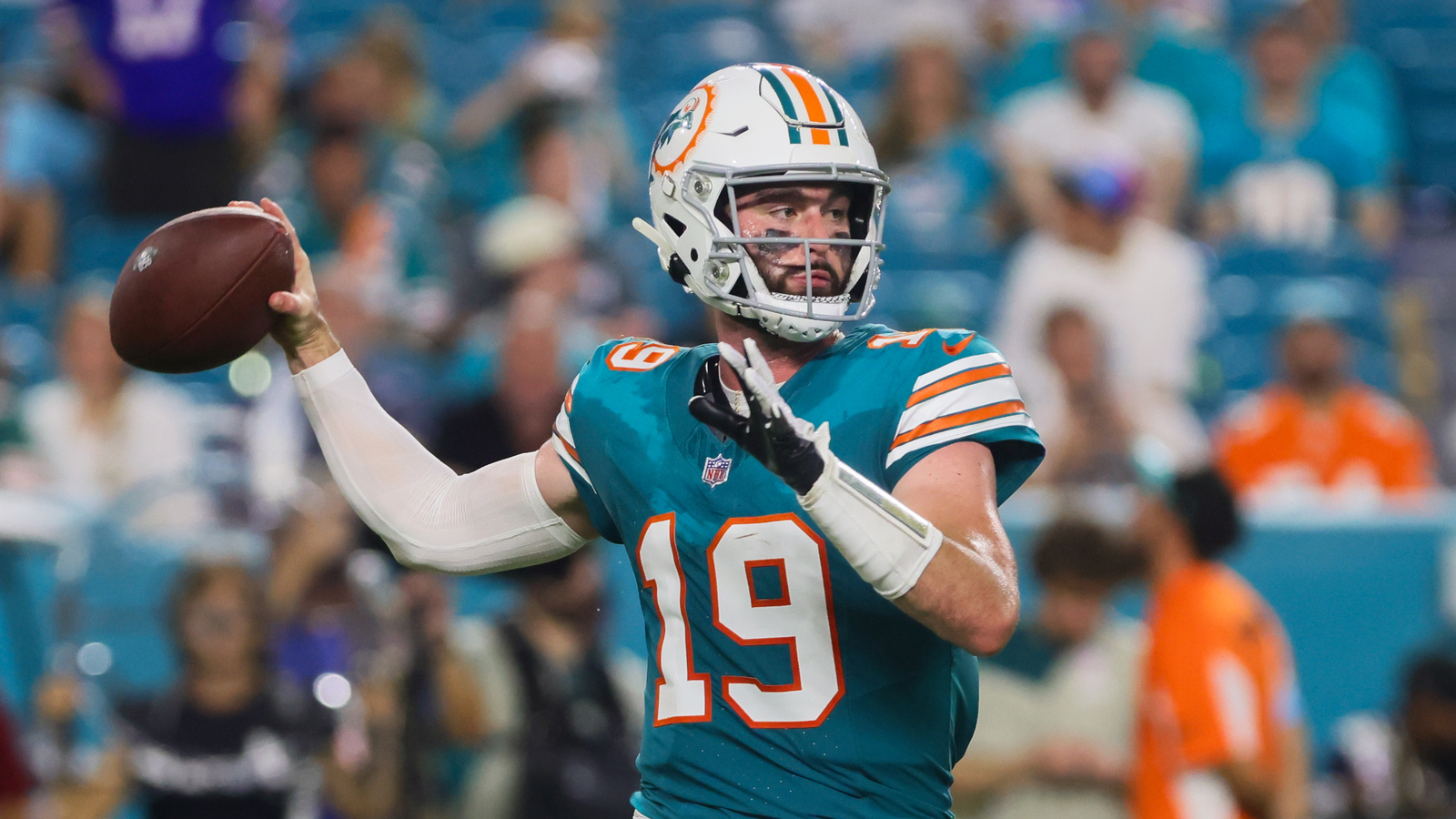 Skylar’s Shot: Dolphins Turn to Thompson for Bounce Back Win Over ...