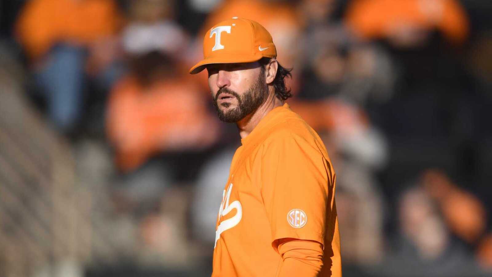 Tennessee baseball coach gets record money with new contract | Yardbarker