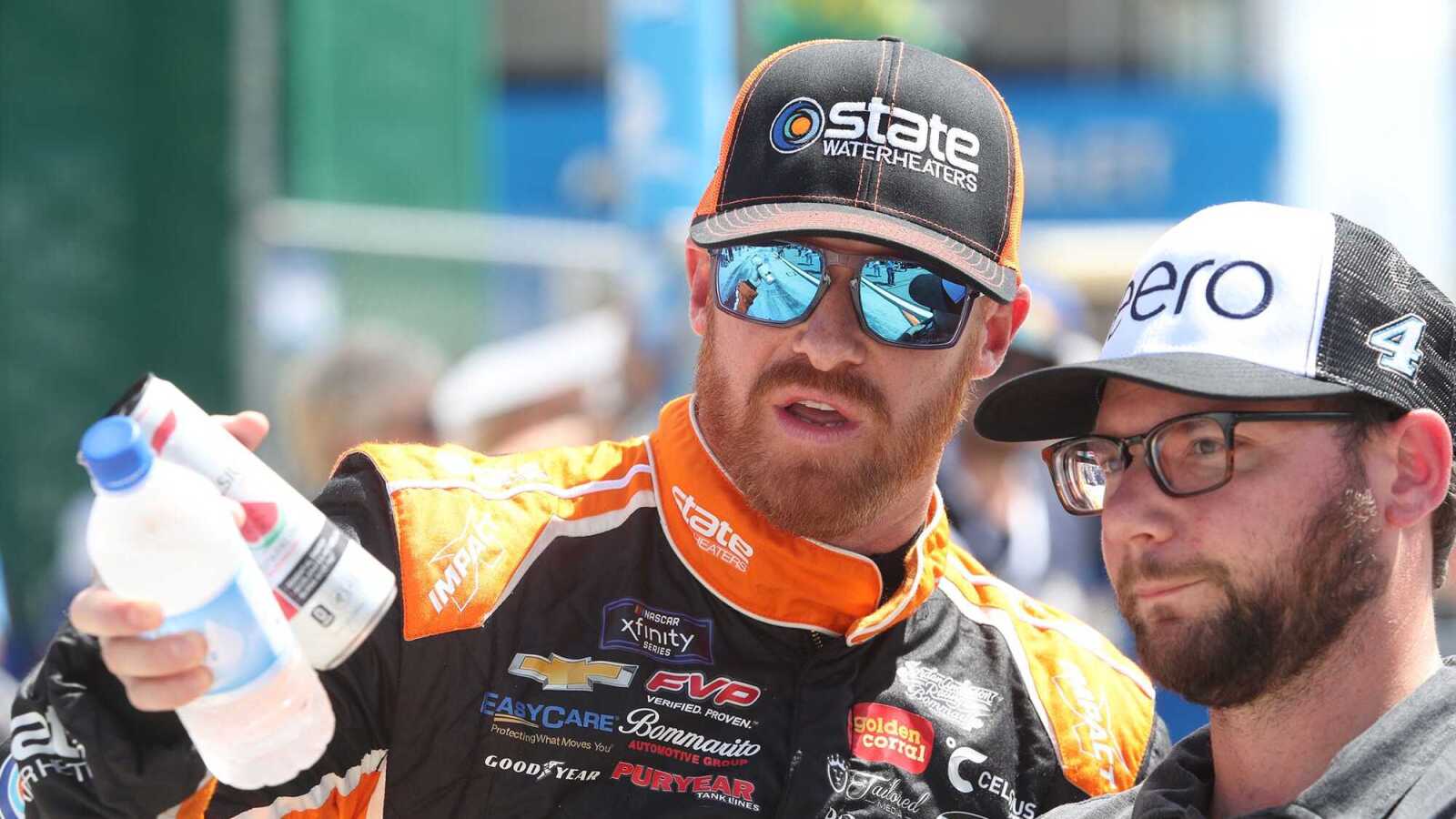 Jeb Burton bumps Sammy Smith, causes massive wreck late at Daytona ...