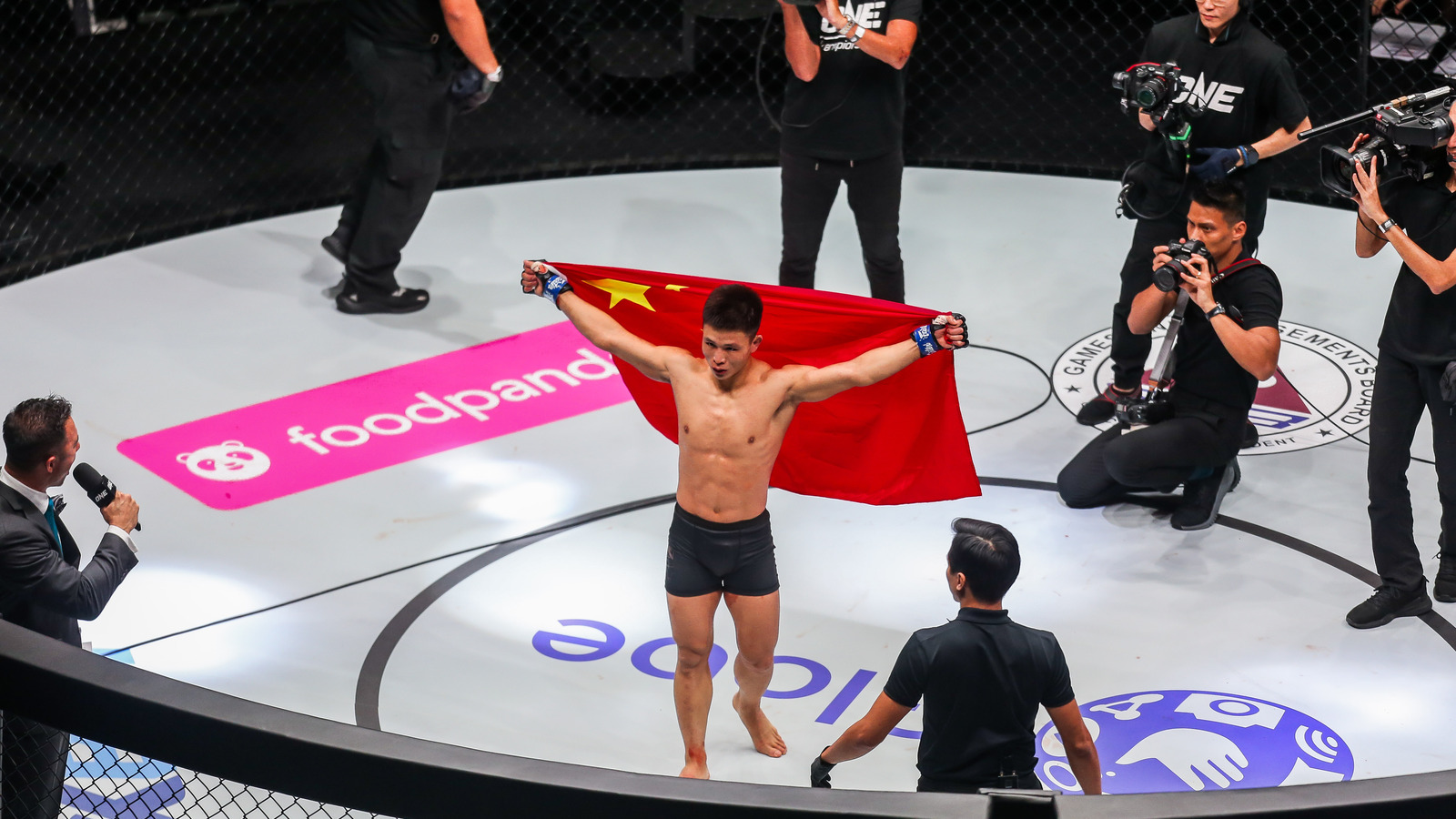 'Wolf Warrior' Hu Yong Plans KO Over ‘Weak’ Reece McLaren On May 3 ...