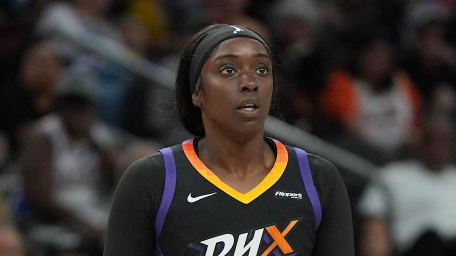 WNBA Fan Ejected After Mocking Player for Losing Wig During Game ...
