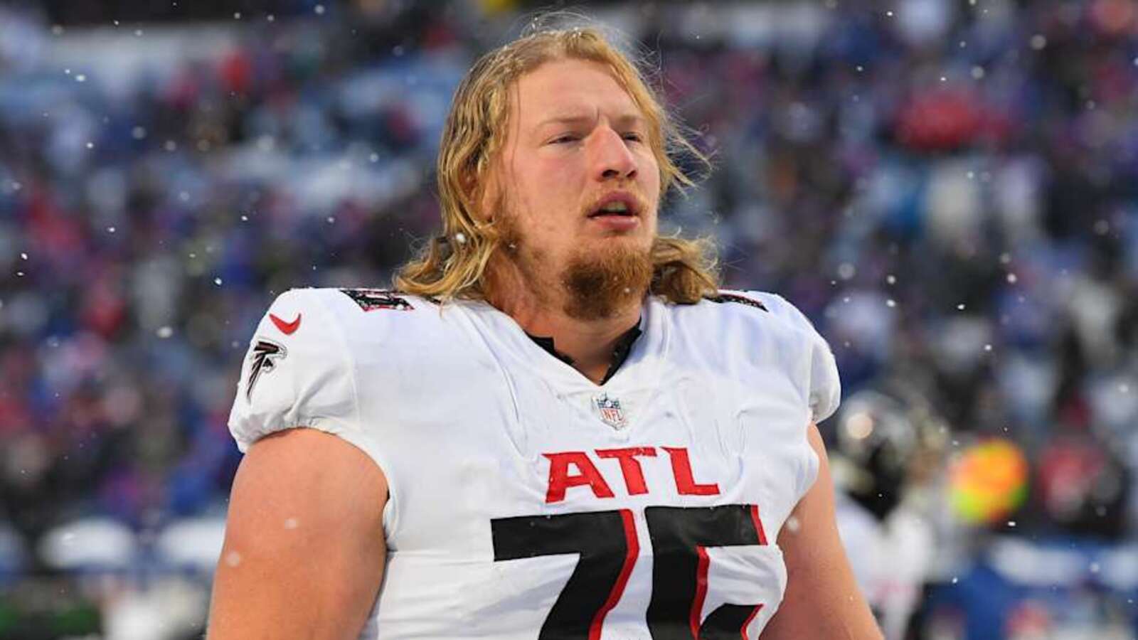 Falcons OT Eyes Big 2025 After Ankle Surgery, Contract Talks Loom ...