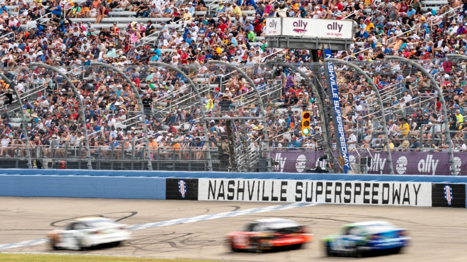 Ally 400 at Nashville Superspeedway under red flag weather delay ...