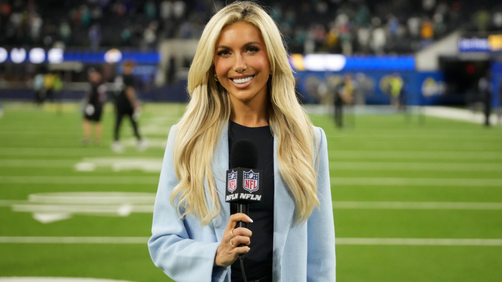 NFL Reporter Taylor Bisciotti Reacts to Russell Wilson's Giants Slogan ...