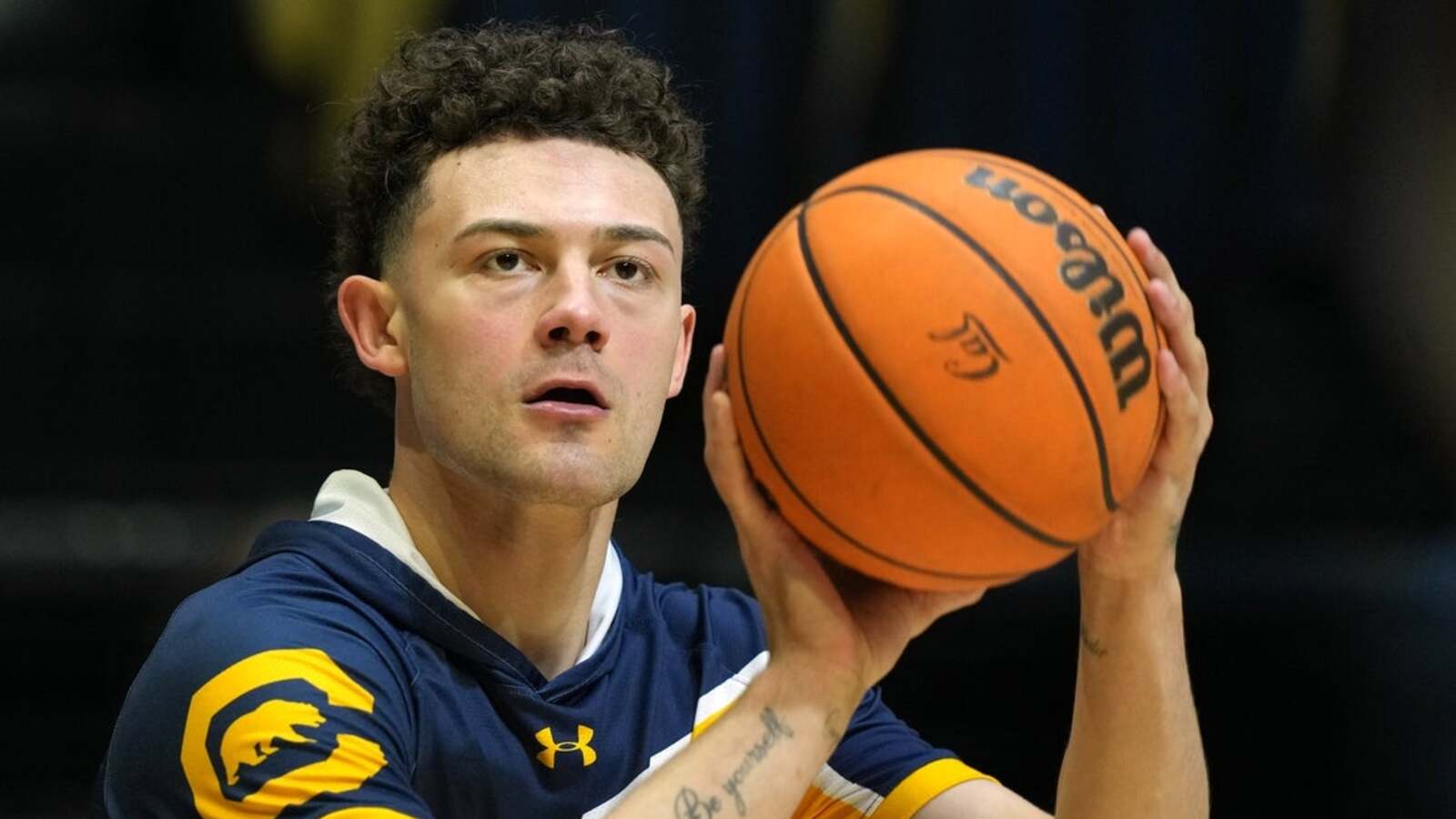 Villanova working to incorporate Devin Askew with Duquesne on deck ...