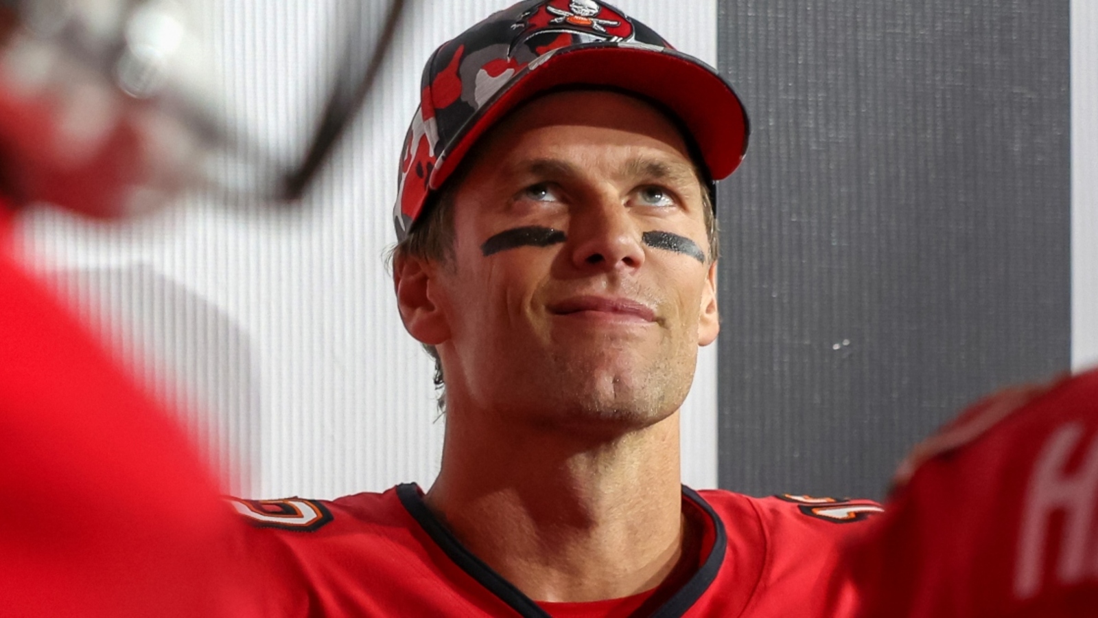 Tom Brady reacts to Patrick Mahomes, Travis Kelce surpassing him, Rob Gronkowski record | Yardbarker