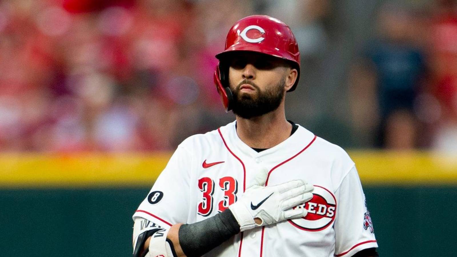 Reds All-Star OF Jesse Winker goes on IL with intercostal strain ...