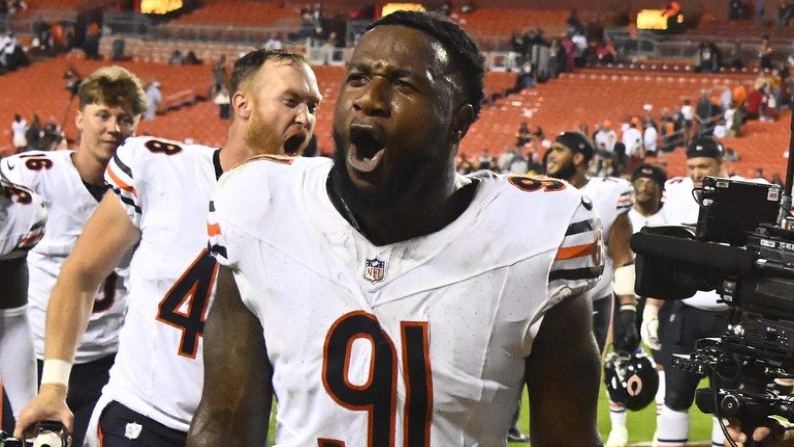 Former Pro Bowl DE returning to Ravens | Yardbarker