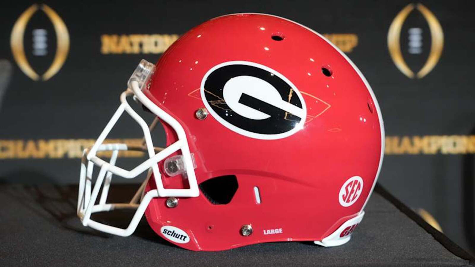Georgia eyes Lilly, Rauscher for football staff roles: report | Yardbarker