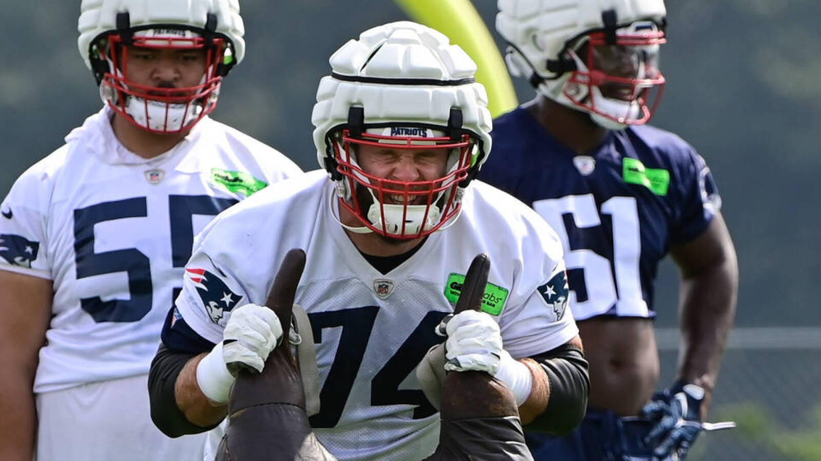 Patriots lineman Riley Reiff reverts to season-ending IR | Yardbarker
