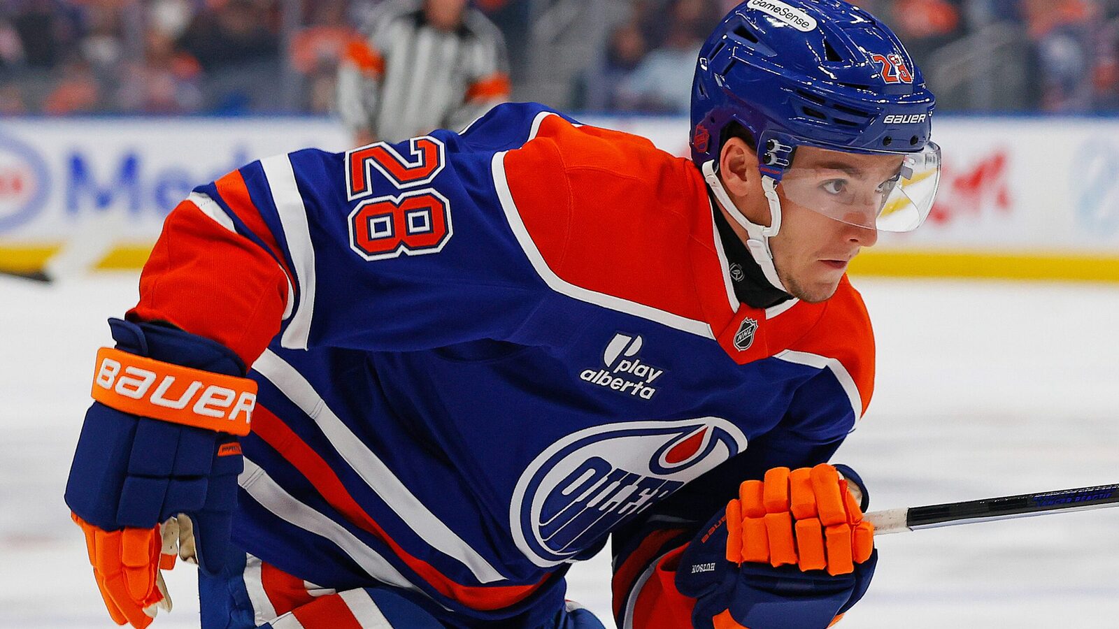 Oilers sign Quinn Hutson to two-year contract extension | Yardbarker