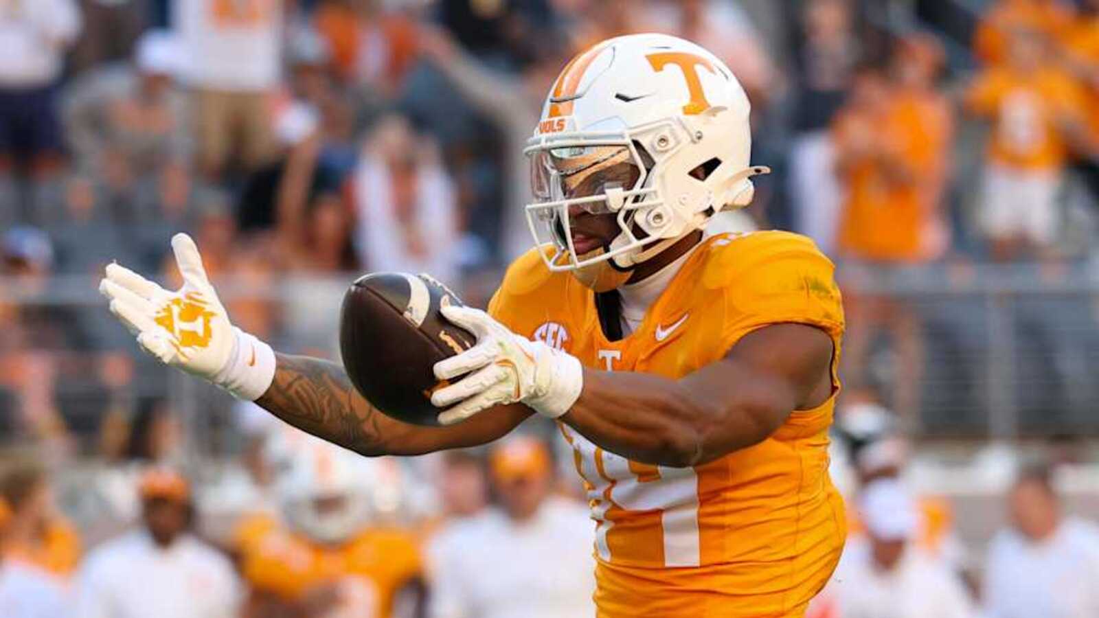 Receiver Braylon Staley Leaves Game Early with Apparent Upper-Body ...