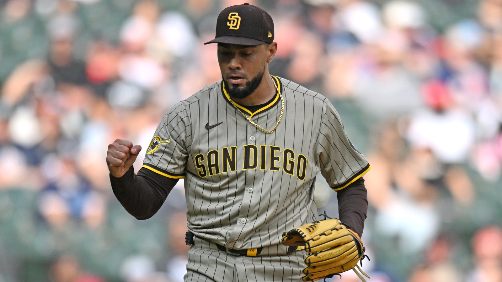 Dodgers have shown interest in Robert Suarez | Yardbarker