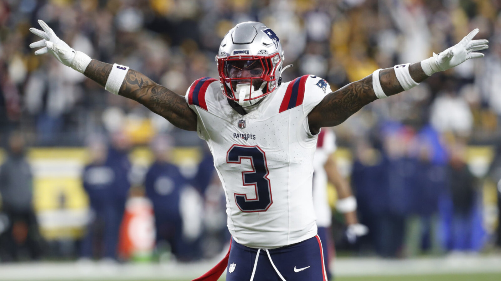 Former Patriots LB Mack Wilson to sign a three-year deal with Cardinals ...
