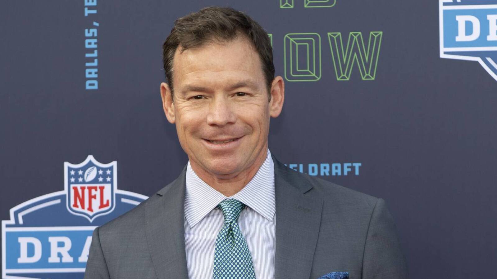 Jim Mora lives in 'haunted house' with 'good ghosts' | Yardbarker