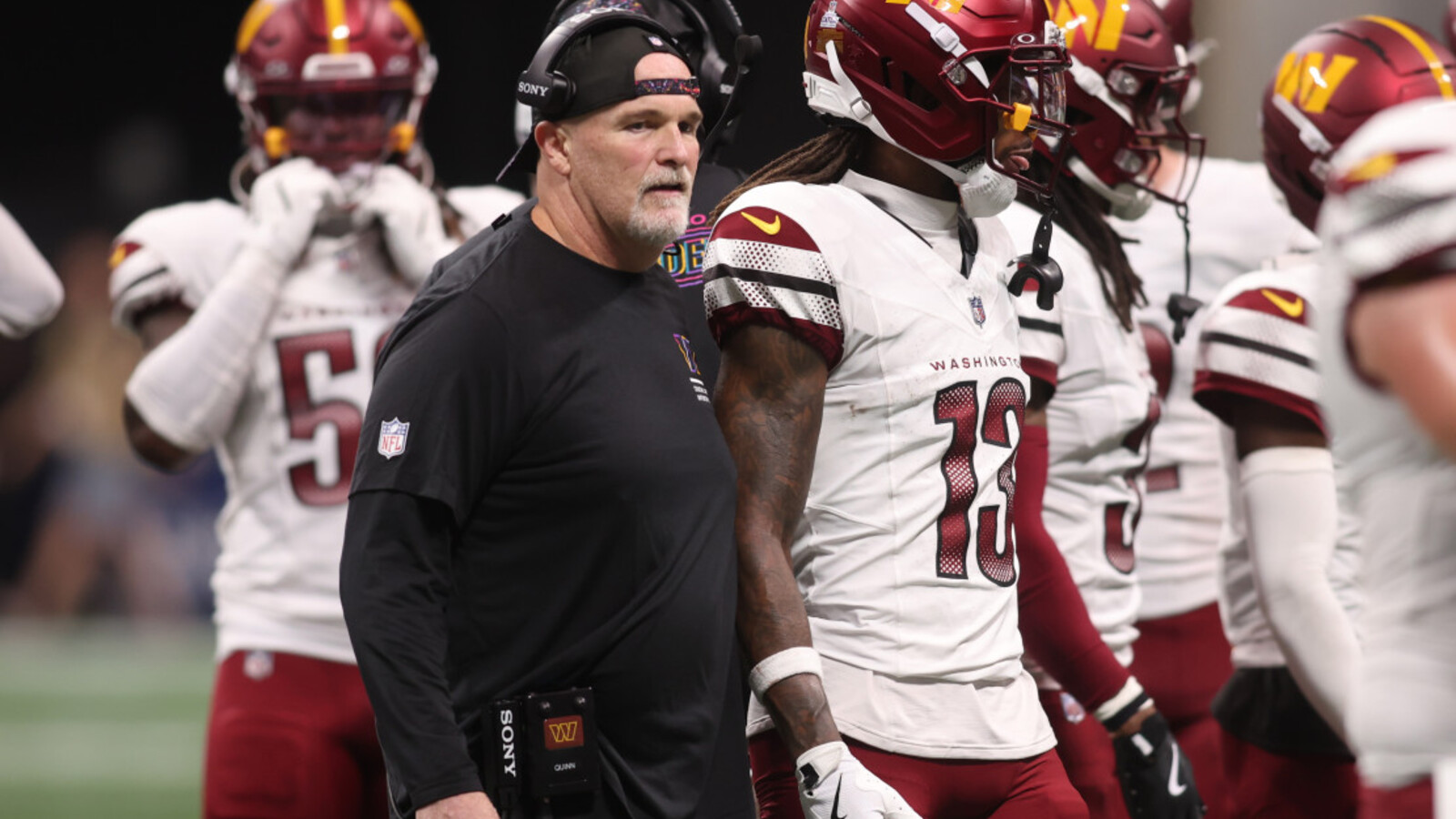 The Commanders avoid disaster hours before kickoff against the Bears ...