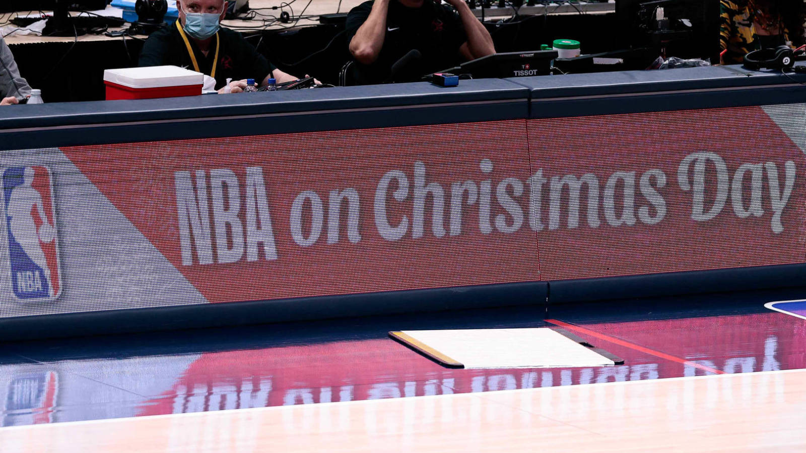 Nets-Lakers showdown highlights Christmas Day NBA schedule | Yardbarker