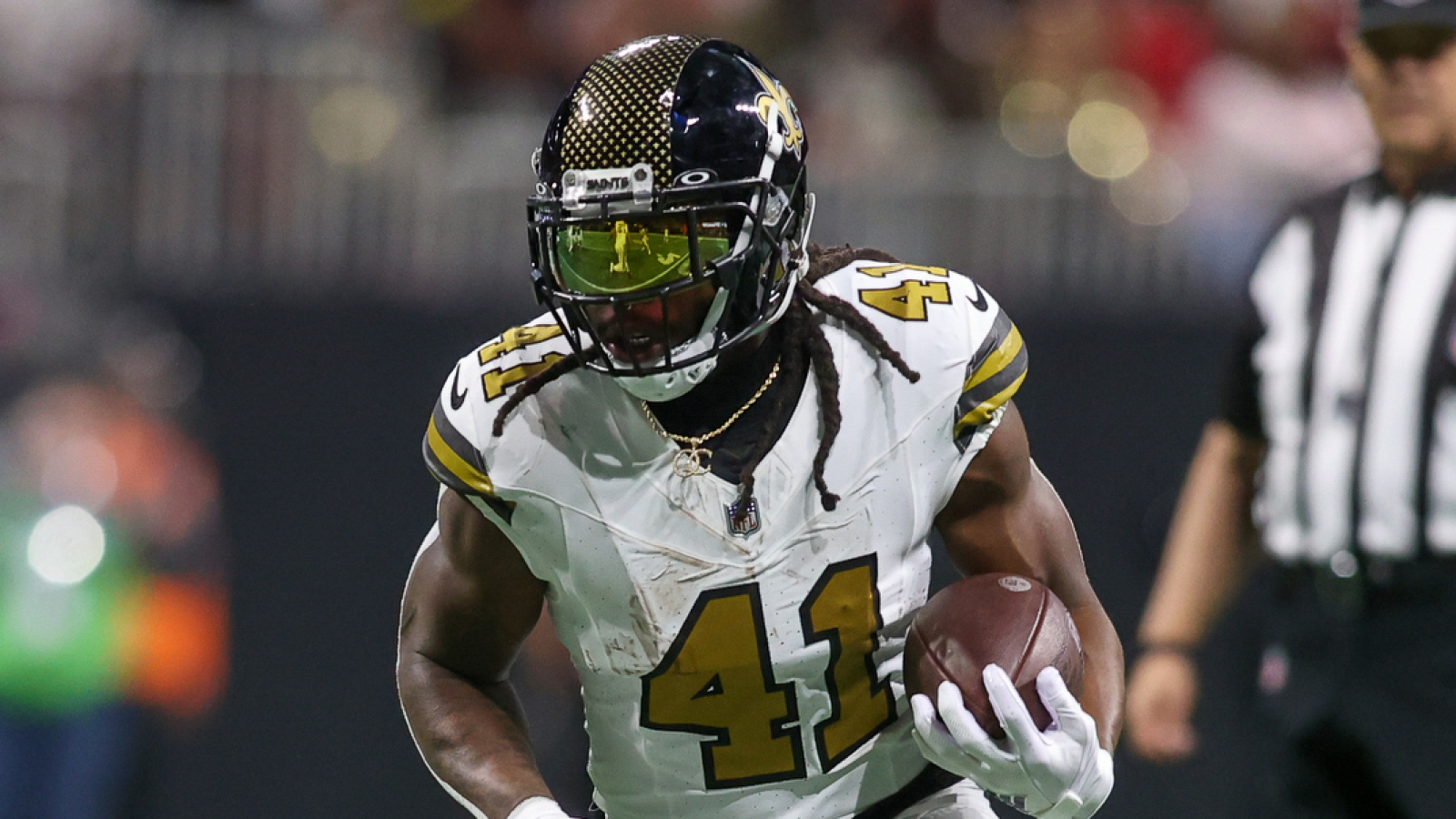 NFC Notes: Alvin Kamara, Shaq Thompson, Buccaneers, Panthers, Saints ...