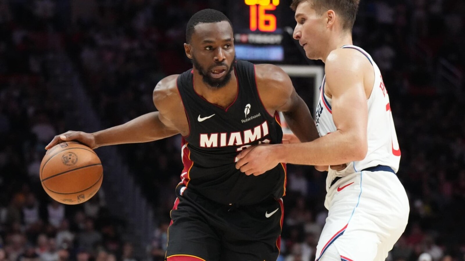 Lakers Reportedly Reopen Discussions With Heat Over Andrew Wiggins ...