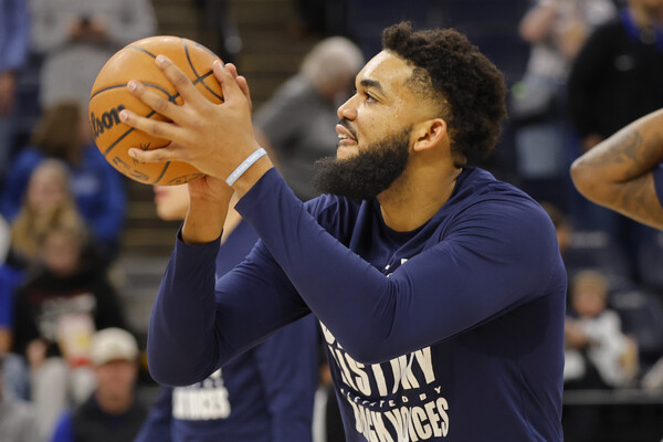 KAT confirmed for All-Star 3-point contest, Ant in skills challenge ...