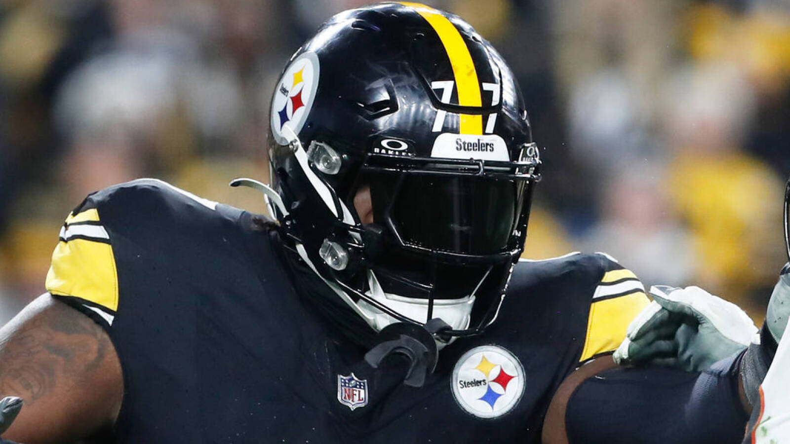 Troy Fautanu Could Bring About Changes for Broderick Jones | Yardbarker