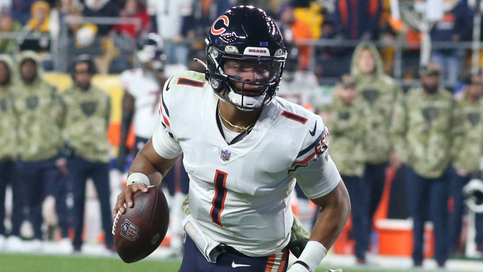 Bears 'gathering the facts' on Justin Fields' rib injury ahead of Lions ...