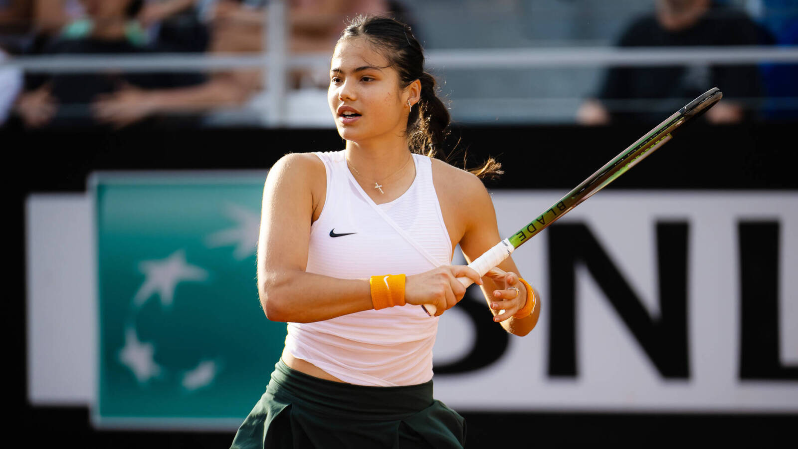 Emma Raducanu ready for French Open after back injury | Yardbarker