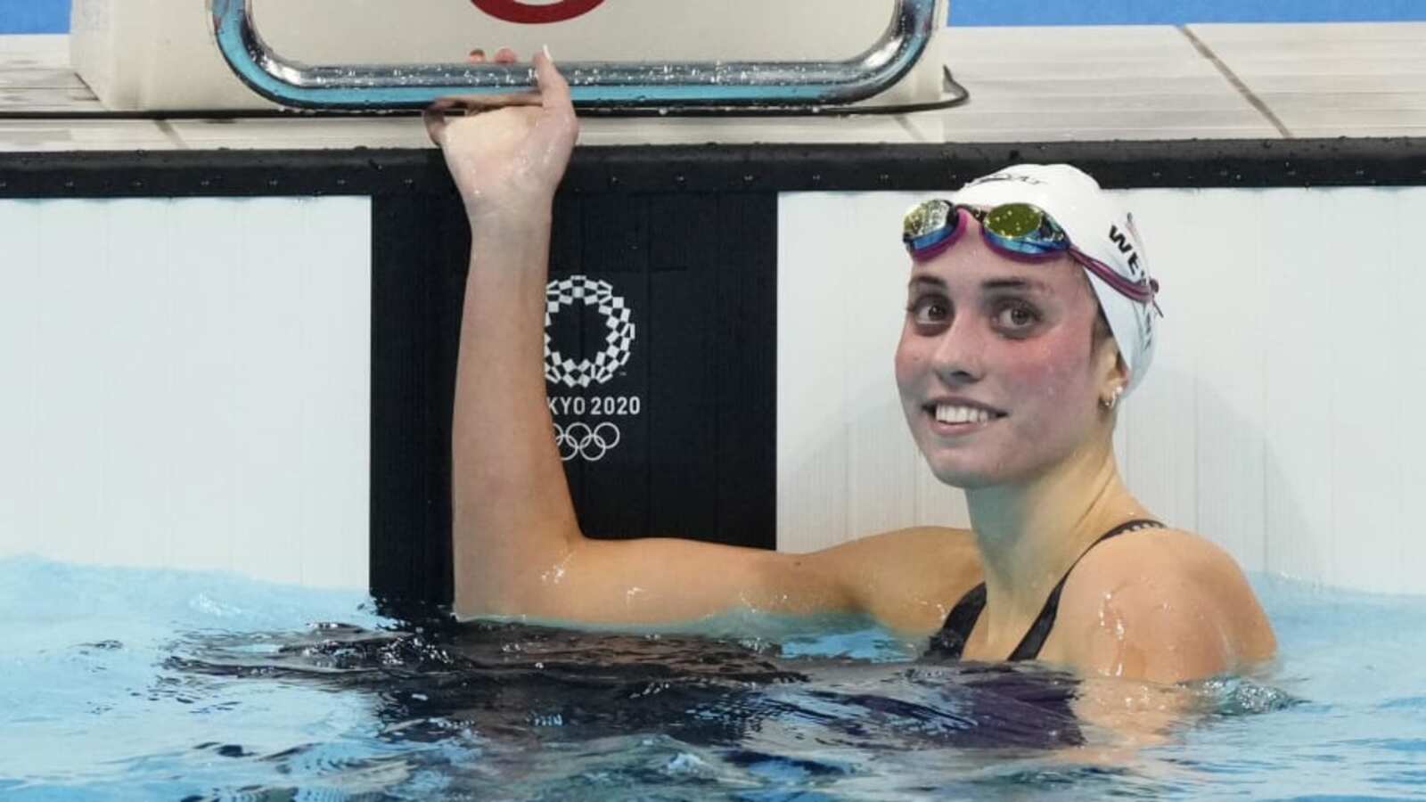 UF Swimming's Emma Weyant Signs NIL Deal with Hometown Before Olympics ...