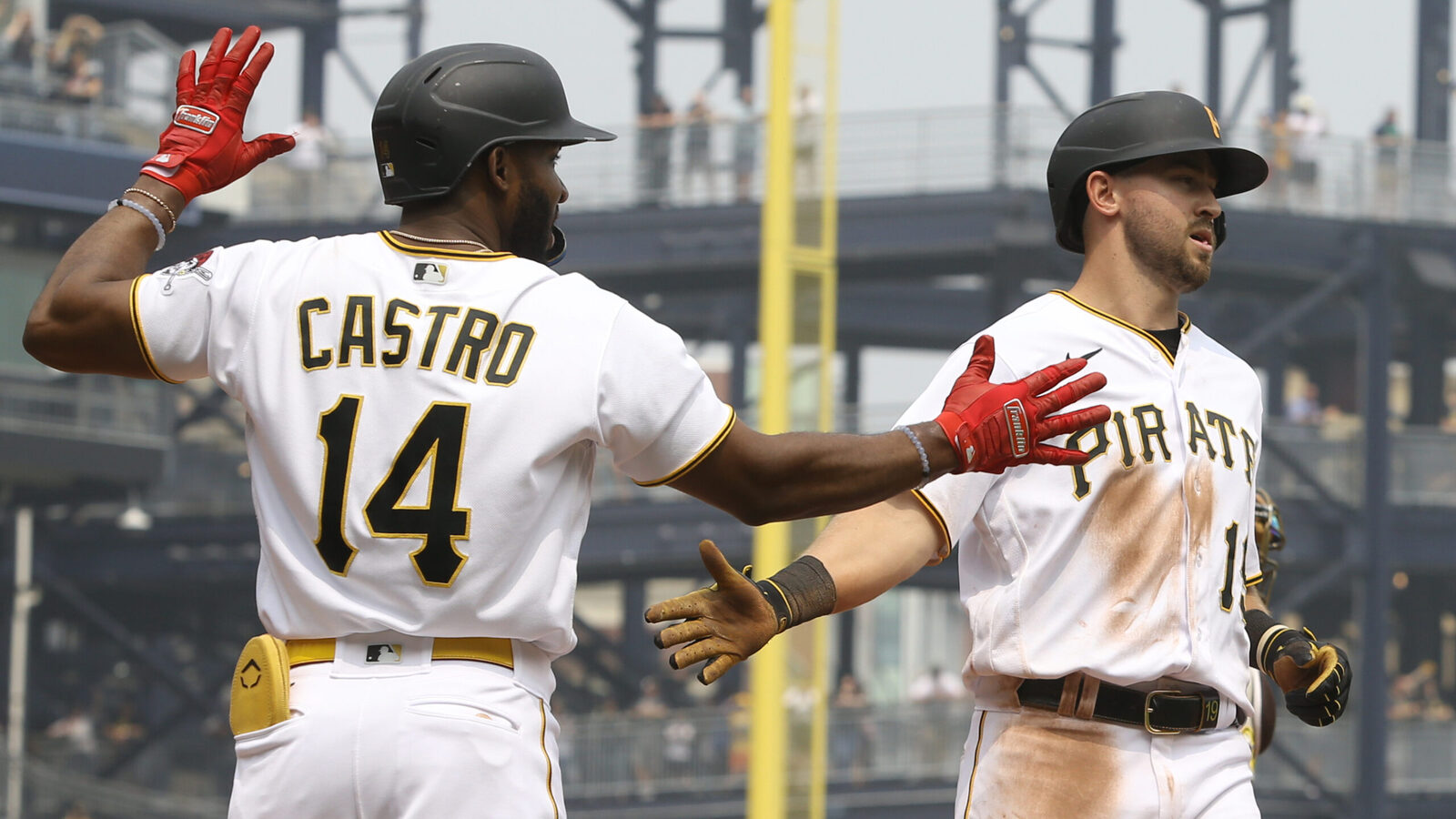 Blue Jays: Rodolfo Castro released, signs in Japan | Yardbarker