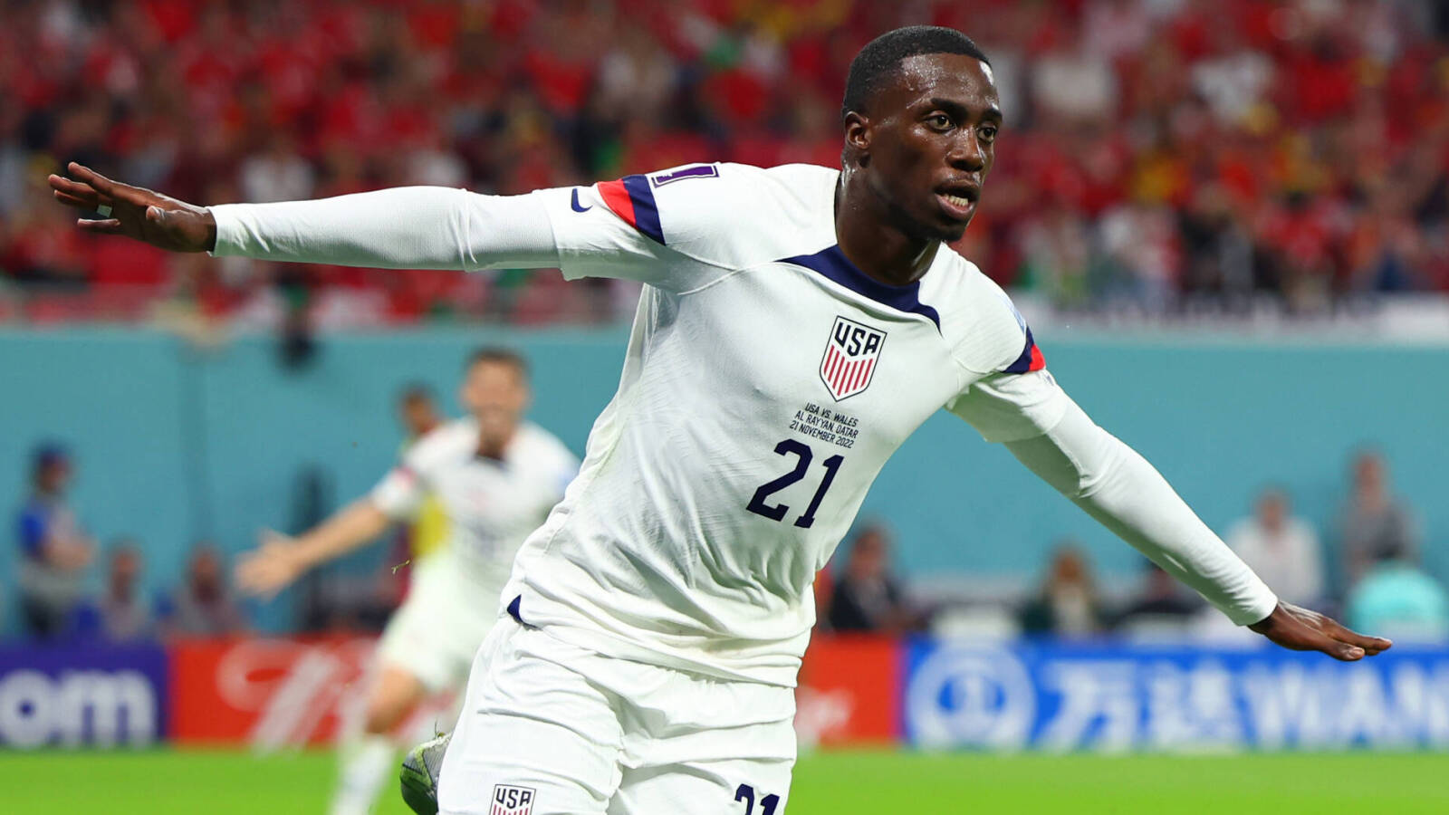 Watch: Timothy Weah gives U.S. early World Cup lead | Yardbarker