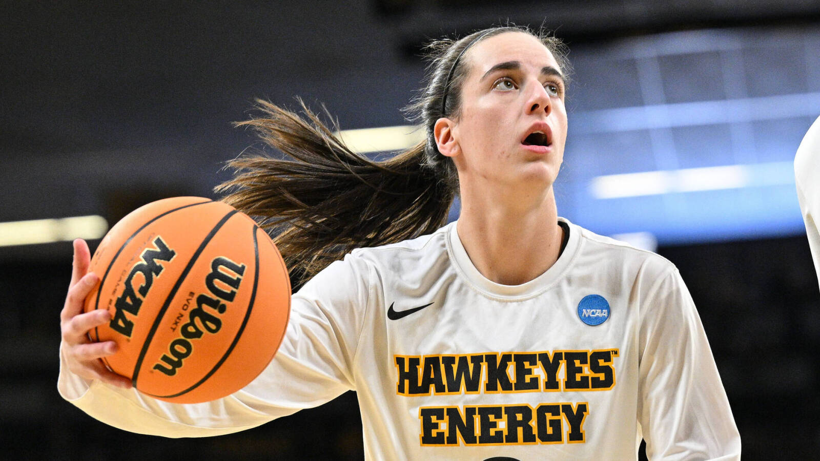 Caitlin Clark's near triple-double leads to opening win | Yardbarker