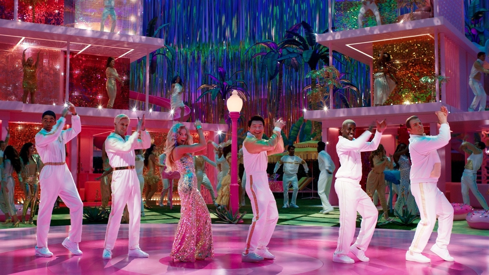 The 21 most memorable movie dance scenes | Yardbarker