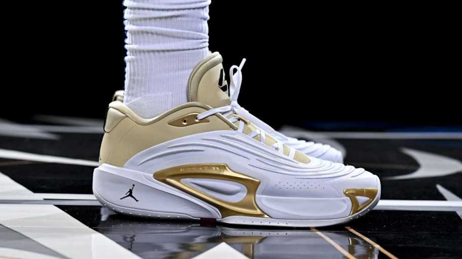Lakers Fans: Luka Doncic's Signature Sneakers are 34% Off | Yardbarker
