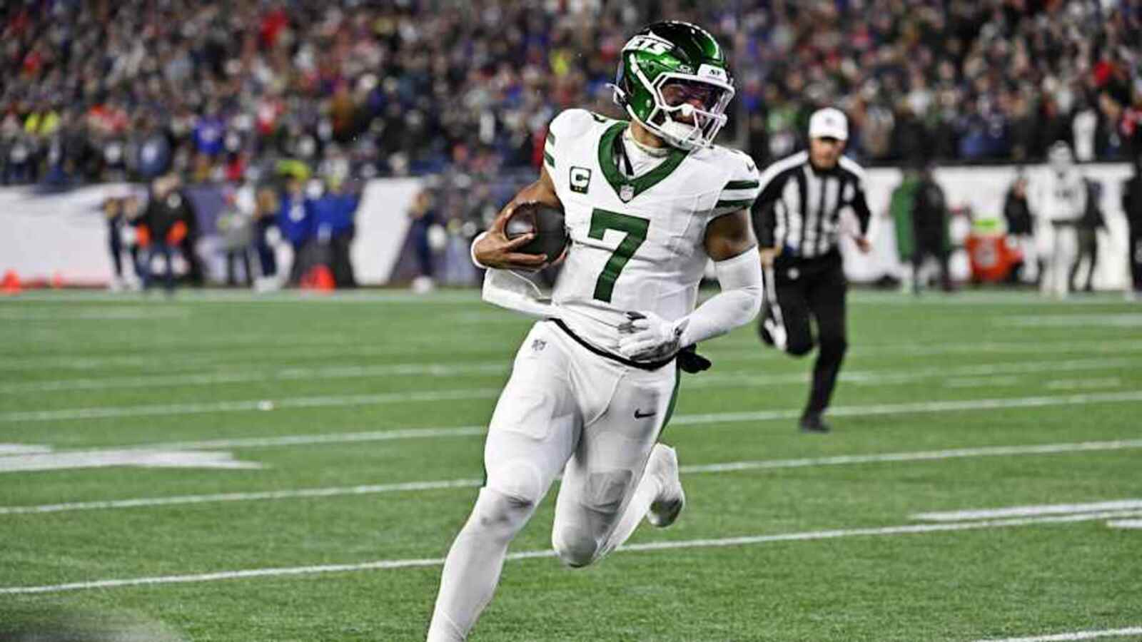 Jets Insider Drops Justin Fields News Before Season Finale | Yardbarker