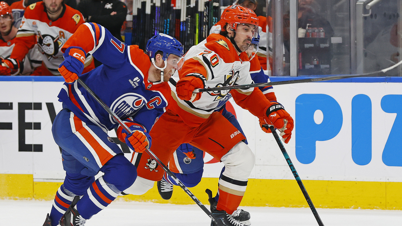 McDavid, Matthews Not 100% Committed to Oilers, Maple Leafs for Next ...