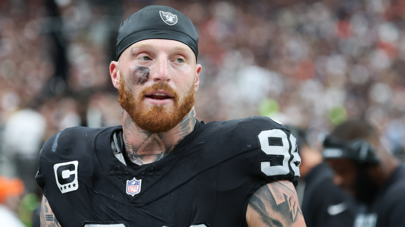 Raiders' Dean opens up about Maxx Crosby amid trade rumors | Yardbarker