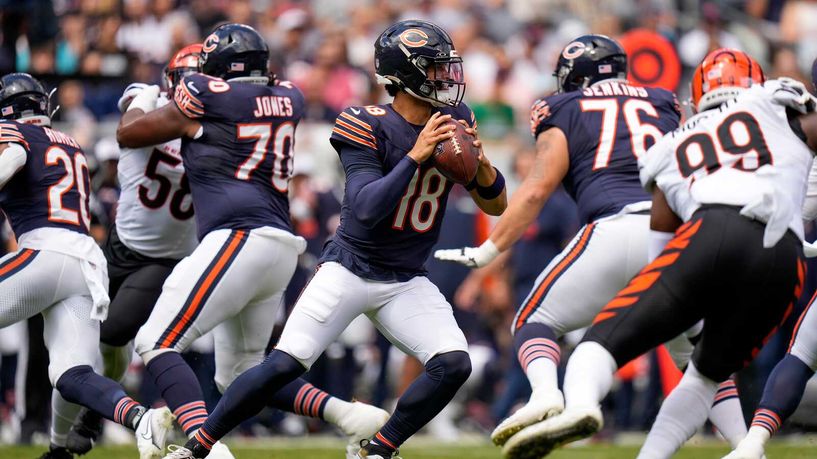Bears QB Caleb Williams spotted practicing trick throws | Yardbarker
