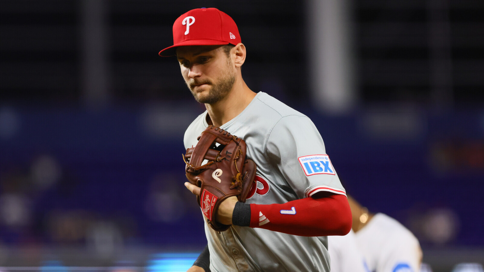 Watch: Phillies win bizarre replay decision in NLDS Game 1 | Yardbarker