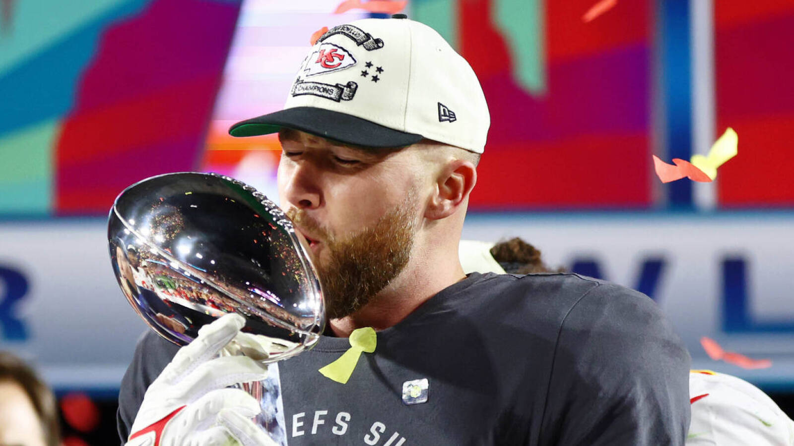 Chiefs All-Pro to host 'Saturday Night Live' | Yardbarker