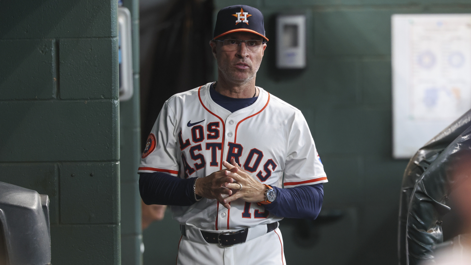 Joe Espada’s Astros Job on Thin Ice After Carlos Correa Offers ...