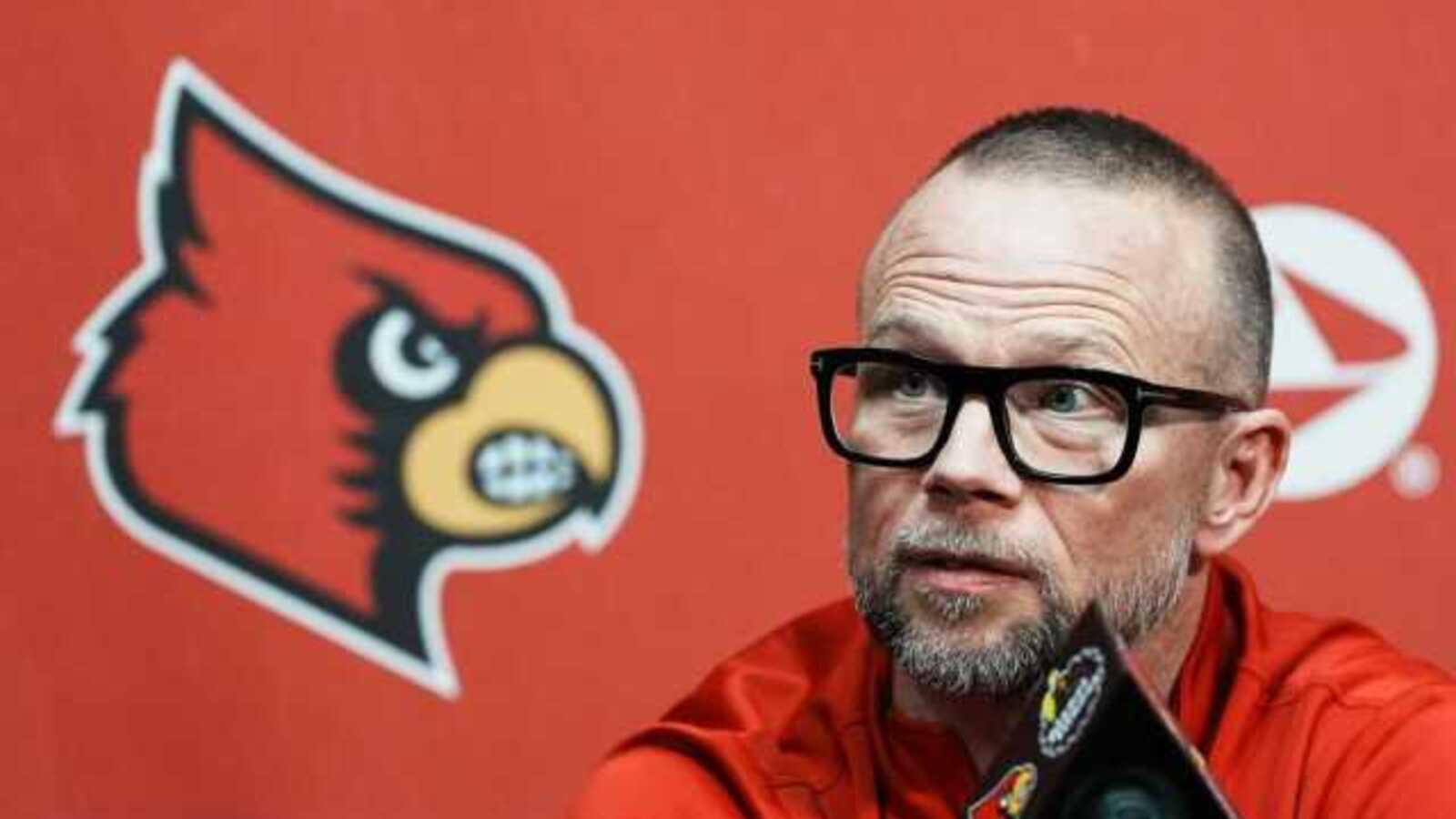 Previewing The Intense Rivalry: Louisville And Kentucky Basketball ...