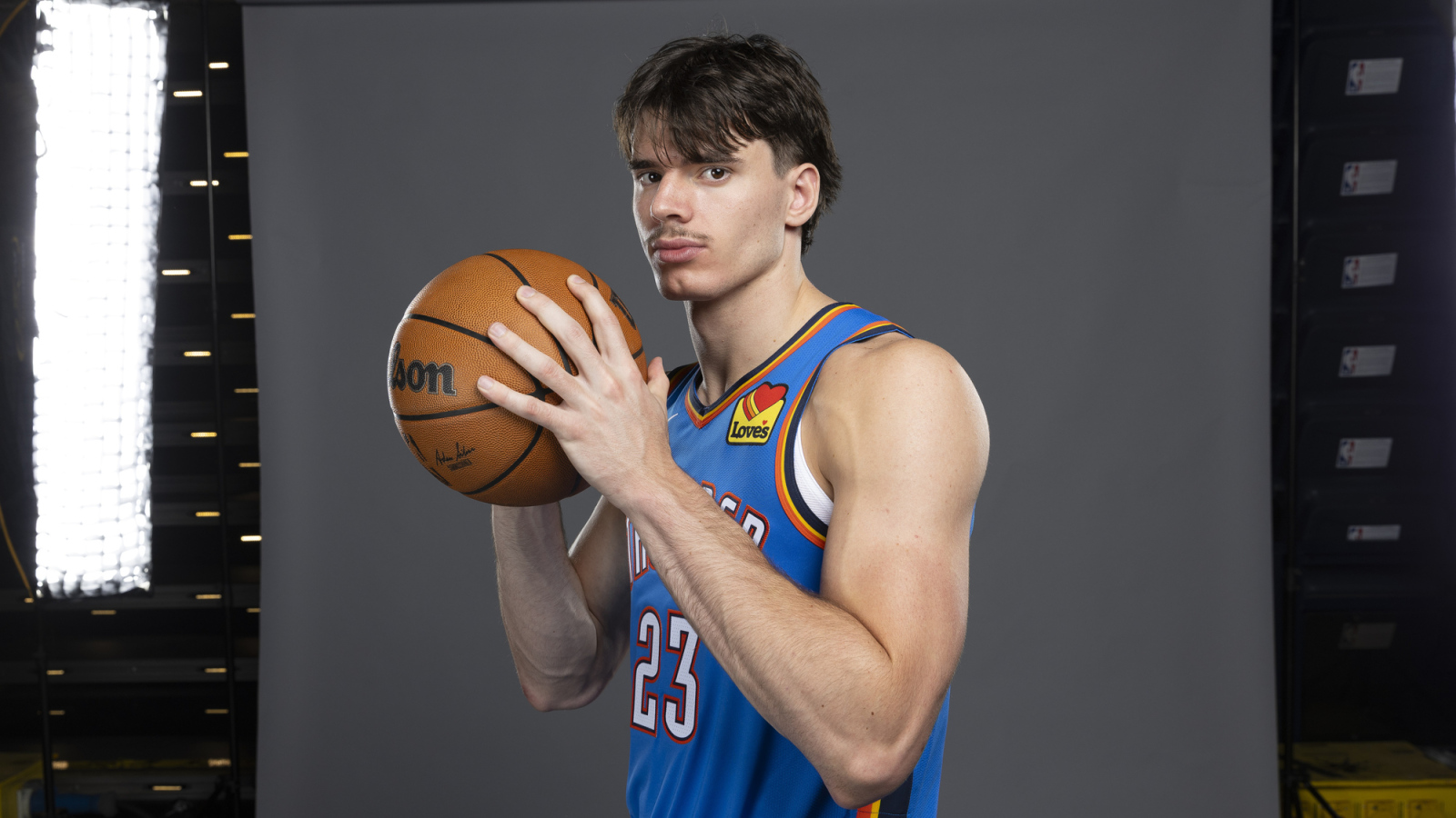 Brooks Barnhizer Has Earned a Regular Season Role with Thunder | Yardbarker