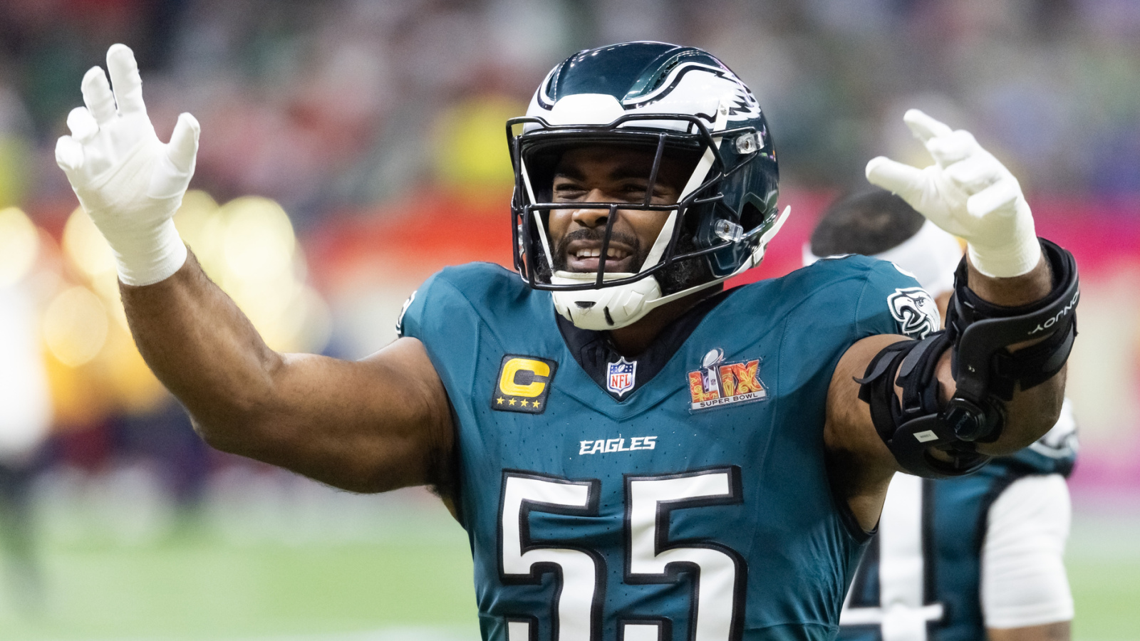 Eagles DE's message to teammate goes viral for great reason | Yardbarker