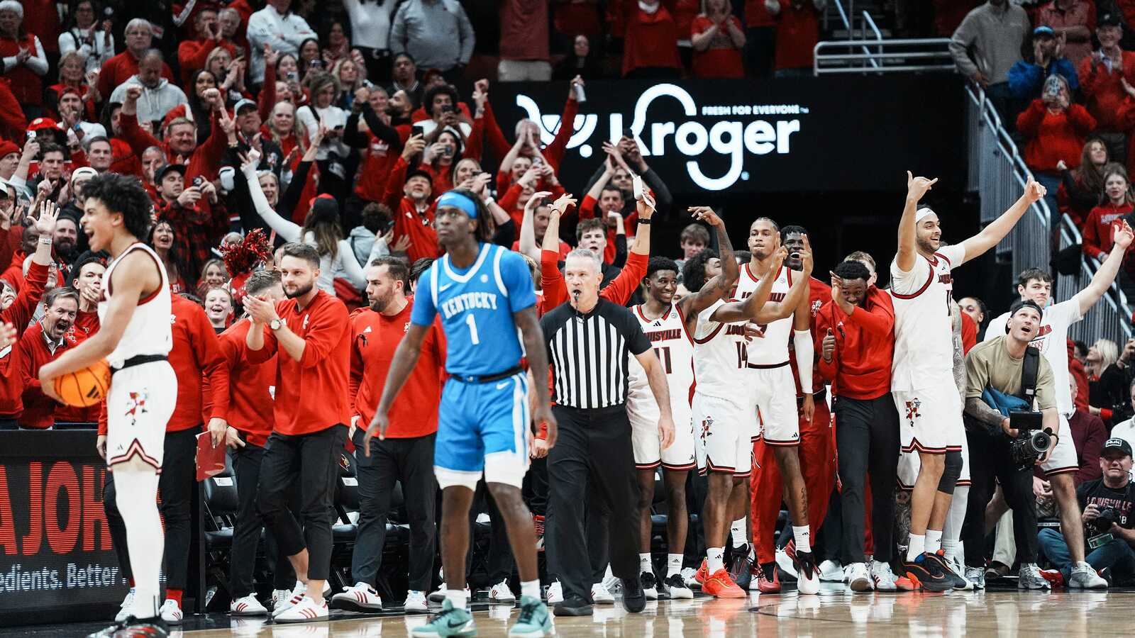 Watch: Freshman Mikel Brown Jr. Leads No. 12 Louisville Past No. 9 Kentucky | Yardbarker