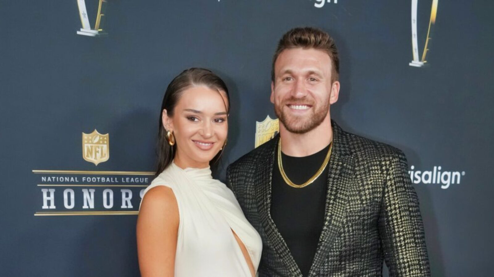 San Francisco 49ers WAG Kristin Juszczyk Turns Heads With No Pants In ...